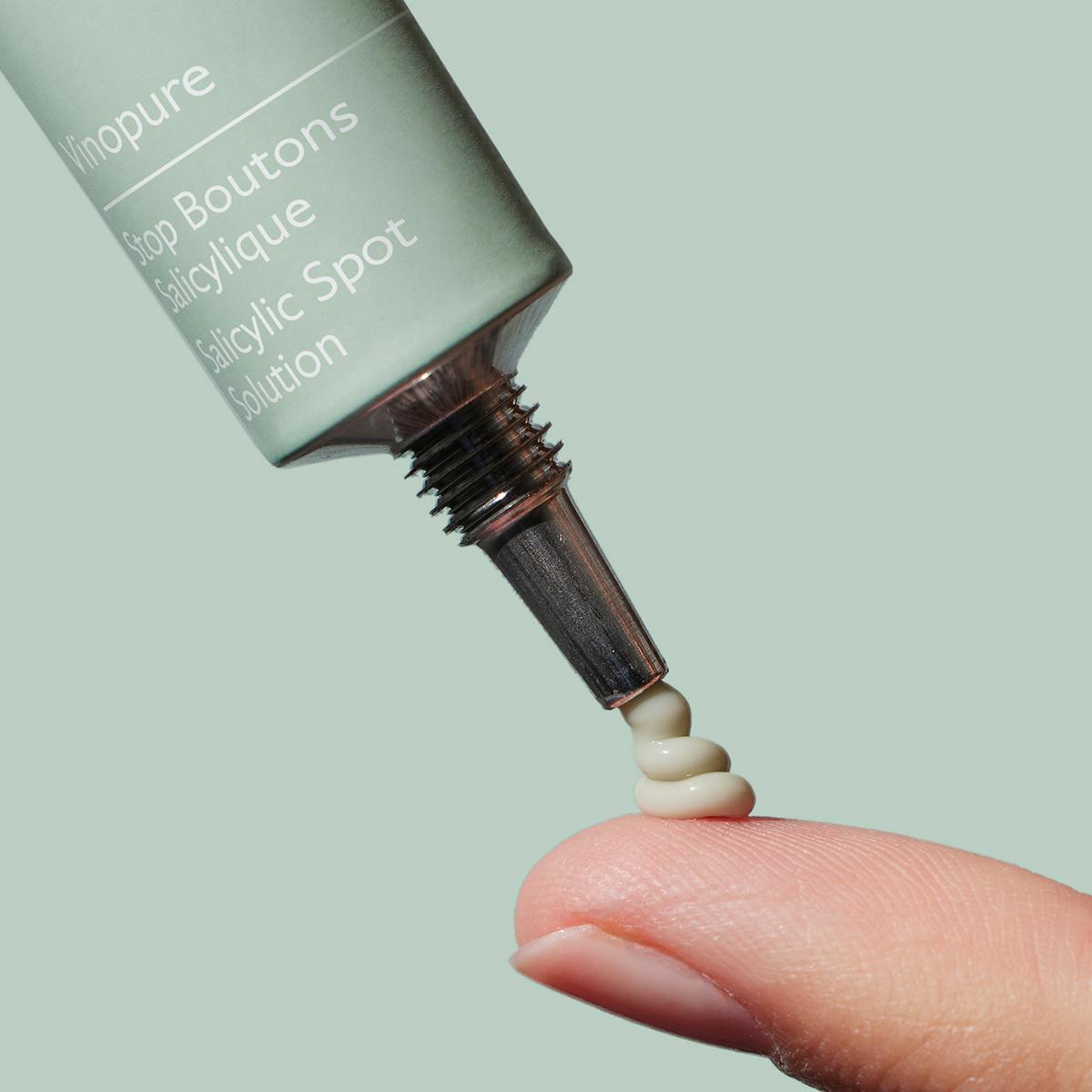 Comment lutter contre l'excès de sébum sur mon visage